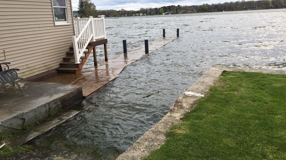 Report blames 2017 Lake Ontario shoreline flooding on high rainfall ...