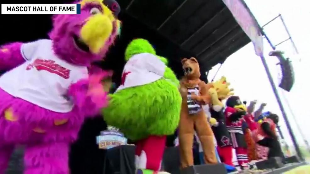 Famous mascot converge to Indiana for Mascot Hall of Fame ceremony | WHAM